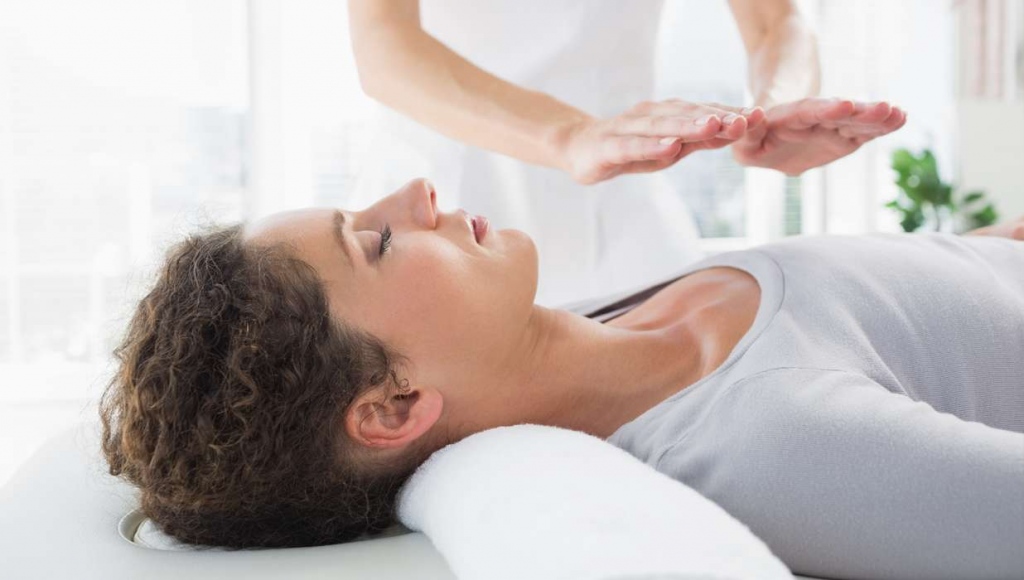 Energy Healing Therapy | The Daily Vanguard
